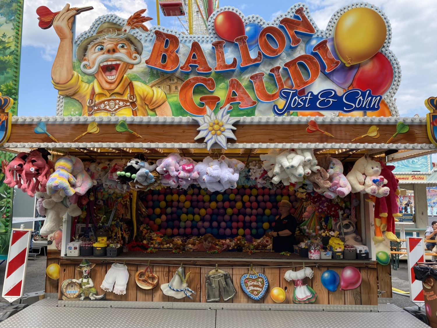 Fahrgeschäfte & Buden - Volksfest